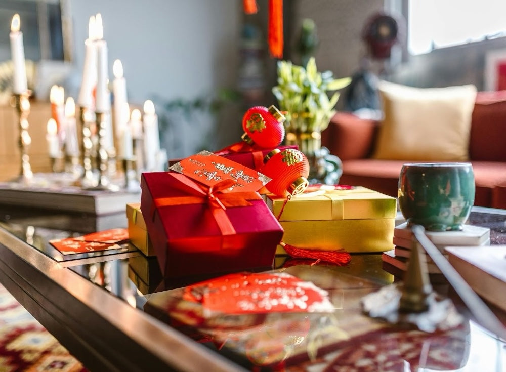 4 Unique Chinese New Year Gifts for Husband in 2026 – Mayfairsilk